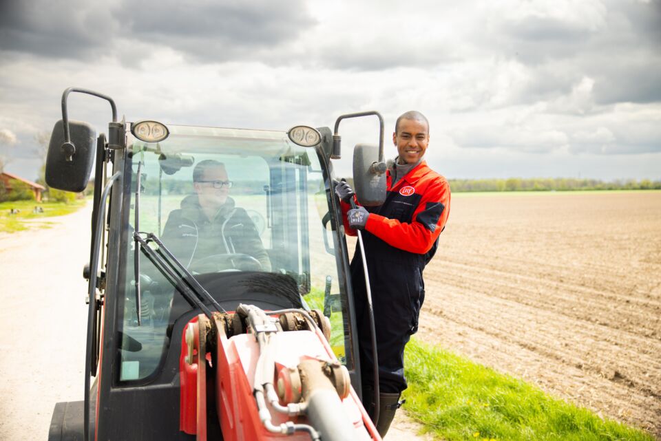 Videoserie: Tarik ist Landwirt für einen Tag - Initiative Milch